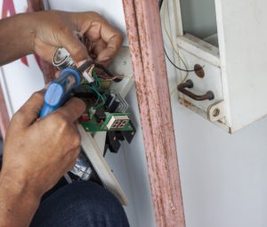 Vending Machine Coin Mechanism Repair Services | Decks and Mechs